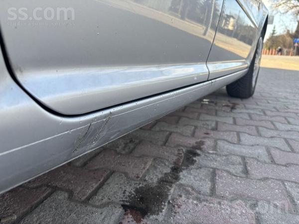 Grey Volkswagen Bora 2000 in Riga, with an engine capacity of 1.60 L and mileage of 230 thousand km for 1000 €, photo 10 on AUTOMOTO.COM.LV