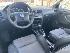 Grey Volkswagen Bora 2000 in Riga, with an engine capacity of 1.60 L and mileage of 230 thousand km for 1000 €, photo 14 on AUTOMOTO.COM.LV