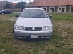 Pelēks Volkswagen Bora 2000 Pakruojis, ar dzinēja tilpumu 1.90 L un nobraukumu 338 tūkst. km par 650 €, foto 5 vietnē AUTOMOTO.COM.LV
