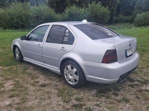 Pelēks Volkswagen Bora 2000 Pakruojis, ar dzinēja tilpumu 1.90 L un nobraukumu 338 tūkst. km par 650 €, foto 9 vietnē AUTOMOTO.COM.LV