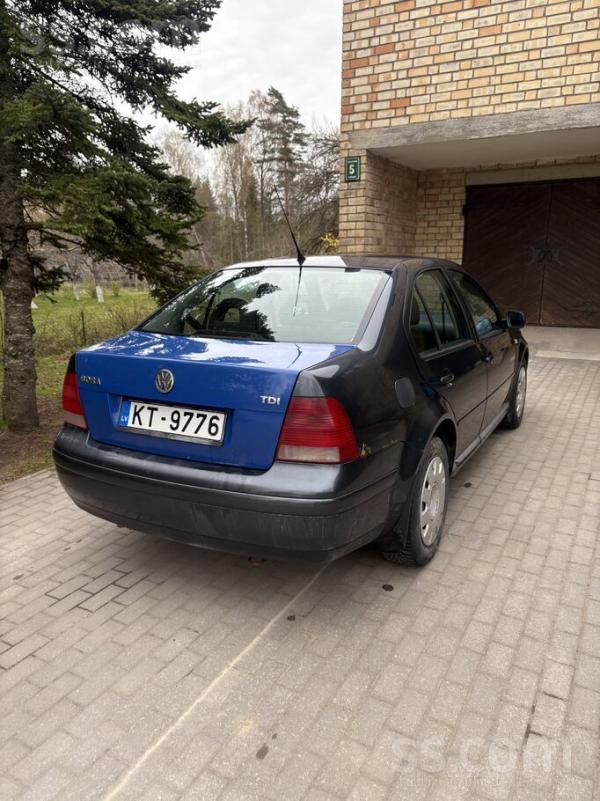Pelēks Volkswagen Bora 2001 Rīga, ar dzinēja tilpumu 1.90 L un nobraukumu 488 tūkst. km par 450 €, foto 3 vietnē AUTOMOTO.COM.LV