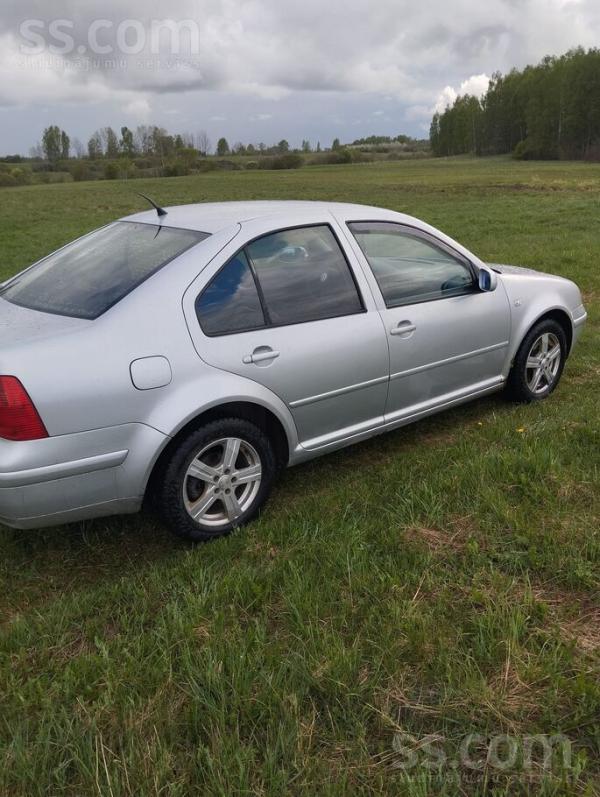 Grey Volkswagen Bora 2001 in Preili, with an engine capacity of 1.90 L and mileage of 305 thousand km for 900 €, photo 3 on AUTOMOTO.COM.LV