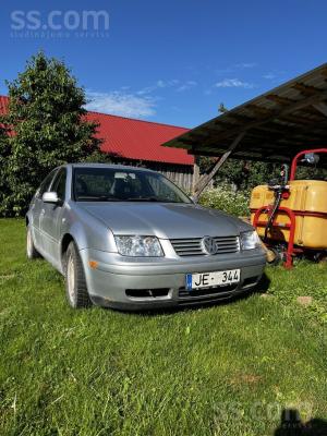 Pelēks Volkswagen Bora 2002 Rīga, ar dzinēja tilpumu 1.90 L un nobraukumu 340 tūkst. km par 400 €, foto  vietnē AUTOMOTO.COM.LV
