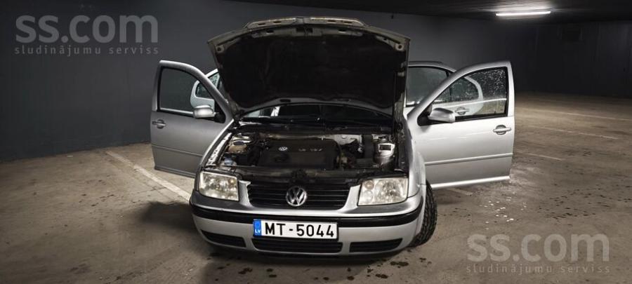 Pelēks Volkswagen Bora 2002 Rīga, ar dzinēja tilpumu 1.60 L un nobraukumu 281 tūkst. km par 1200 €, foto 1 vietnē AUTOMOTO.COM.LV