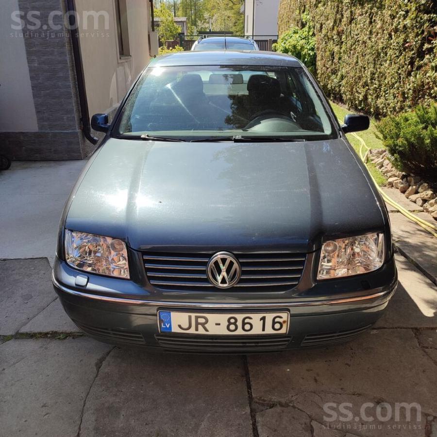 Pelēks Volkswagen Bora 2003 Rīga, ar dzinēja tilpumu 1.90 L un nobraukumu 284 tūkst. km par 950 €, foto 4 vietnē AUTOMOTO.COM.LV