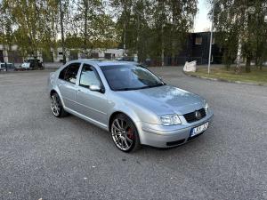 Pelēks Volkswagen Bora 2003 Marijampole, ar dzinēja tilpumu 1.90 L un nobraukumu 282 tūkst. km par 4200 €, foto 4 vietnē AUTOMOTO.COM.LV