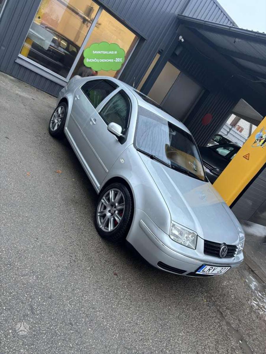 Pelēks Volkswagen Bora 2003 Marijampole, ar dzinēja tilpumu 1.90 L un nobraukumu 282 tūkst. km par 4200 €, foto 11 vietnē AUTOMOTO.COM.LV