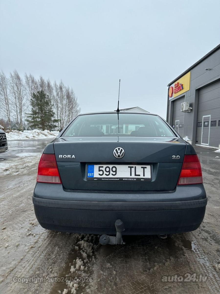 Grey Volkswagen Bora 2003 in Tallinn, with an engine capacity of 2.00 L and mileage of 402 thousand km for 2499 €, photo 4 on AUTOMOTO.COM.LV