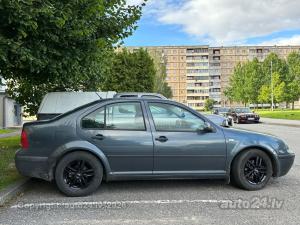 Grey Volkswagen Bora 2003 in Tallinn, with an engine capacity of 2.00 L and mileage of 402 thousand km for 2499 €, photo 7 on AUTOMOTO.COM.LV