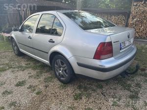 Pelēks Volkswagen Bora 2003 Rīga, ar dzinēja tilpumu 1.90 L un nobraukumu 312 tūkst. km par 1850 €, foto 6 vietnē AUTOMOTO.COM.LV
