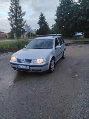 Pelēks Volkswagen Bora 2000 Utena, ar dzinēja tilpumu 1.90 L un nobraukumu 375 tūkst. km par 700 €, foto  vietnē AUTOMOTO.COM.LV
