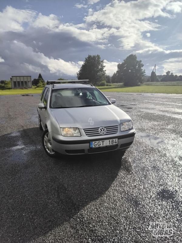 Grey Volkswagen Bora 2000 in Utena, with an engine capacity of 1.90 L and mileage of 375 thousand km for 700 €, photo 6 on AUTOMOTO.COM.LV