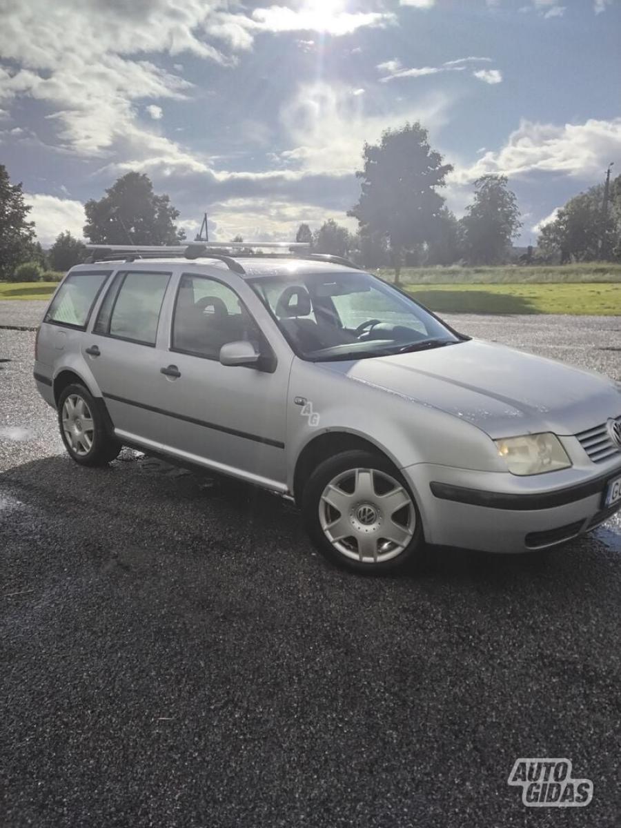 Grey Volkswagen Bora 2000 in Utena, with an engine capacity of 1.90 L and mileage of 375 thousand km for 700 €, photo 15 on AUTOMOTO.COM.LV