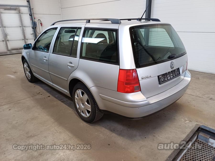Pelēks Volkswagen Bora 2001 Paide, ar dzinēja tilpumu 2.00 L un nobraukumu 174 tūkst. km par 2800 €, foto 3 vietnē AUTOMOTO.COM.LV