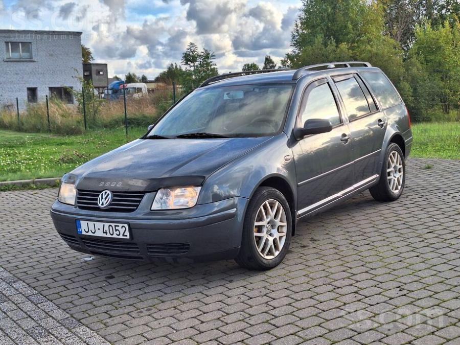 Grey Volkswagen Bora 2002 in Ventspils, with an engine capacity of 1.90 L and mileage of 437 thousand km for 850 €, photo 1 on AUTOMOTO.COM.LV