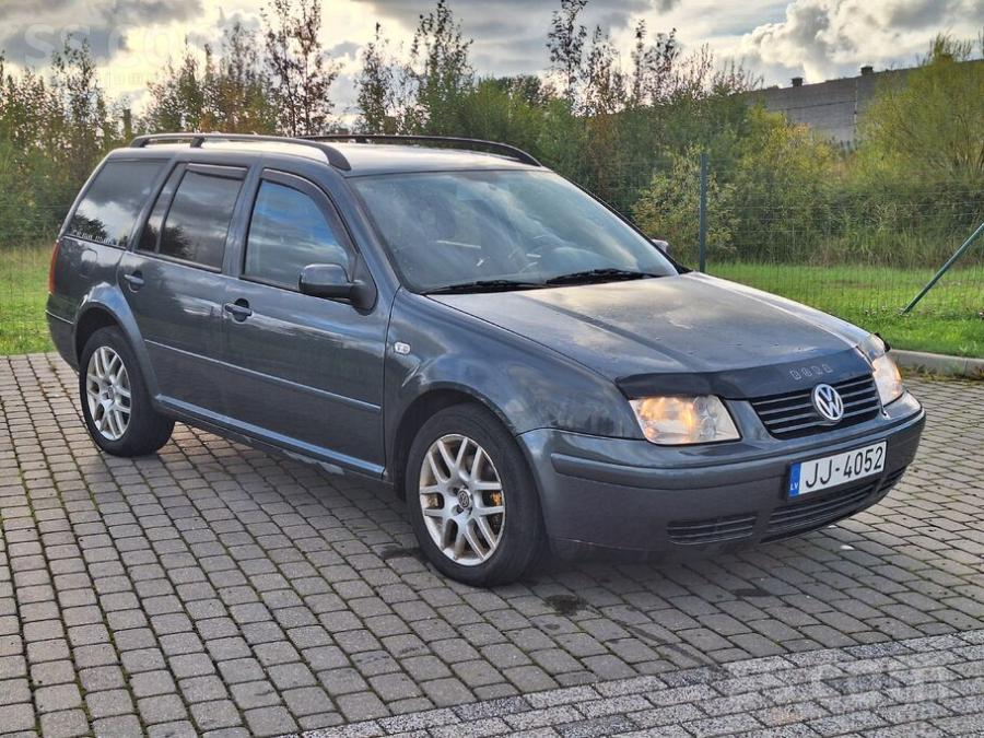 Grey Volkswagen Bora 2002 in Ventspils, with an engine capacity of 1.90 L and mileage of 437 thousand km for 850 €, photo 3 on AUTOMOTO.COM.LV