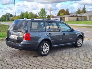 Grey Volkswagen Bora 2002 in Ventspils, with an engine capacity of 1.90 L and mileage of 437 thousand km for 850 €, photo 4 on AUTOMOTO.COM.LV