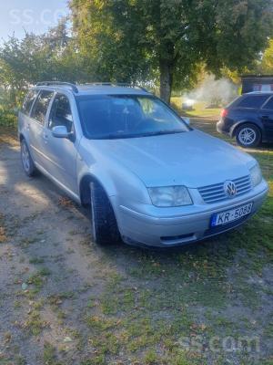 Pelēks Volkswagen Bora 2002 Talsi, ar dzinēja tilpumu 1.90 L un nobraukumu 304 tūkst. km par 2200 €, foto  vietnē AUTOMOTO.COM.LV