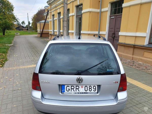 Pelēks Volkswagen Bora 2002 Vilkaviškis, ar dzinēja tilpumu 1.90 L un nobraukumu 343 tūkst. km par 999 €, foto 5 vietnē AUTOMOTO.COM.LV