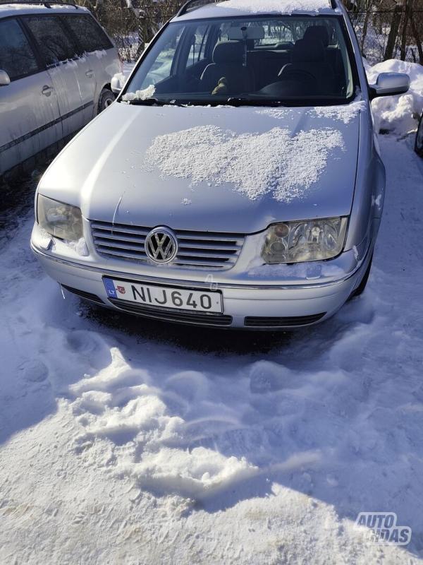 Grey Volkswagen Bora 2003 in Jonava, with an engine capacity of 1.90 L and mileage of 330 thousand km for 1600 €, photo 1 on AUTOMOTO.COM.LV