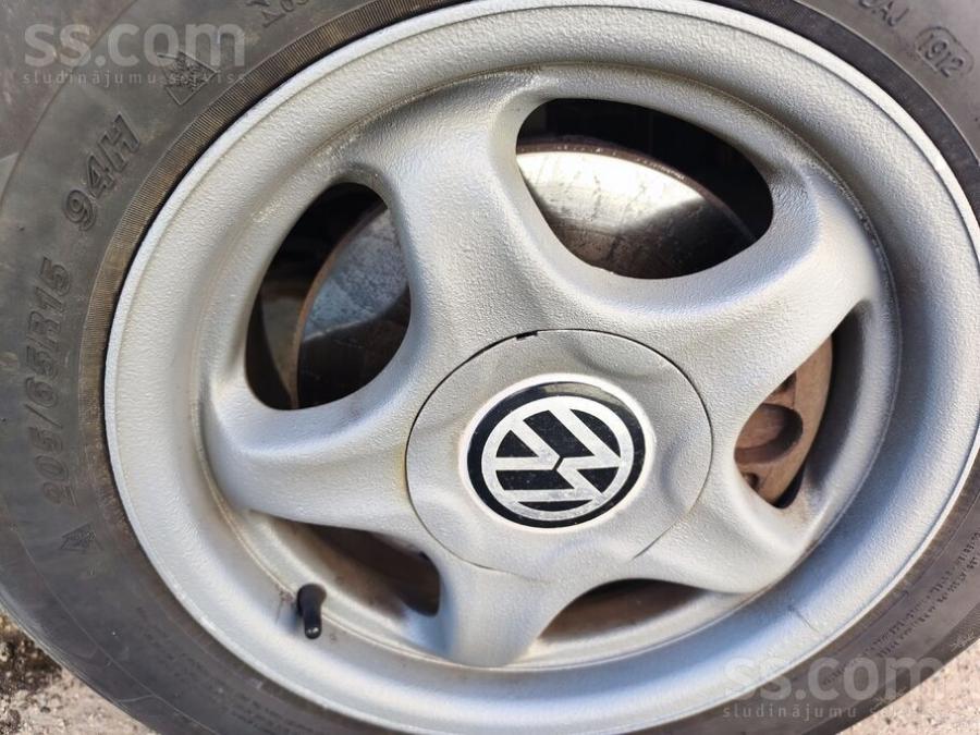 Grey Volkswagen Bora 2003 in Riga, with an engine capacity of 1.90 L and mileage of 350 thousand km for 1800 €, photo 8 on AUTOMOTO.COM.LV