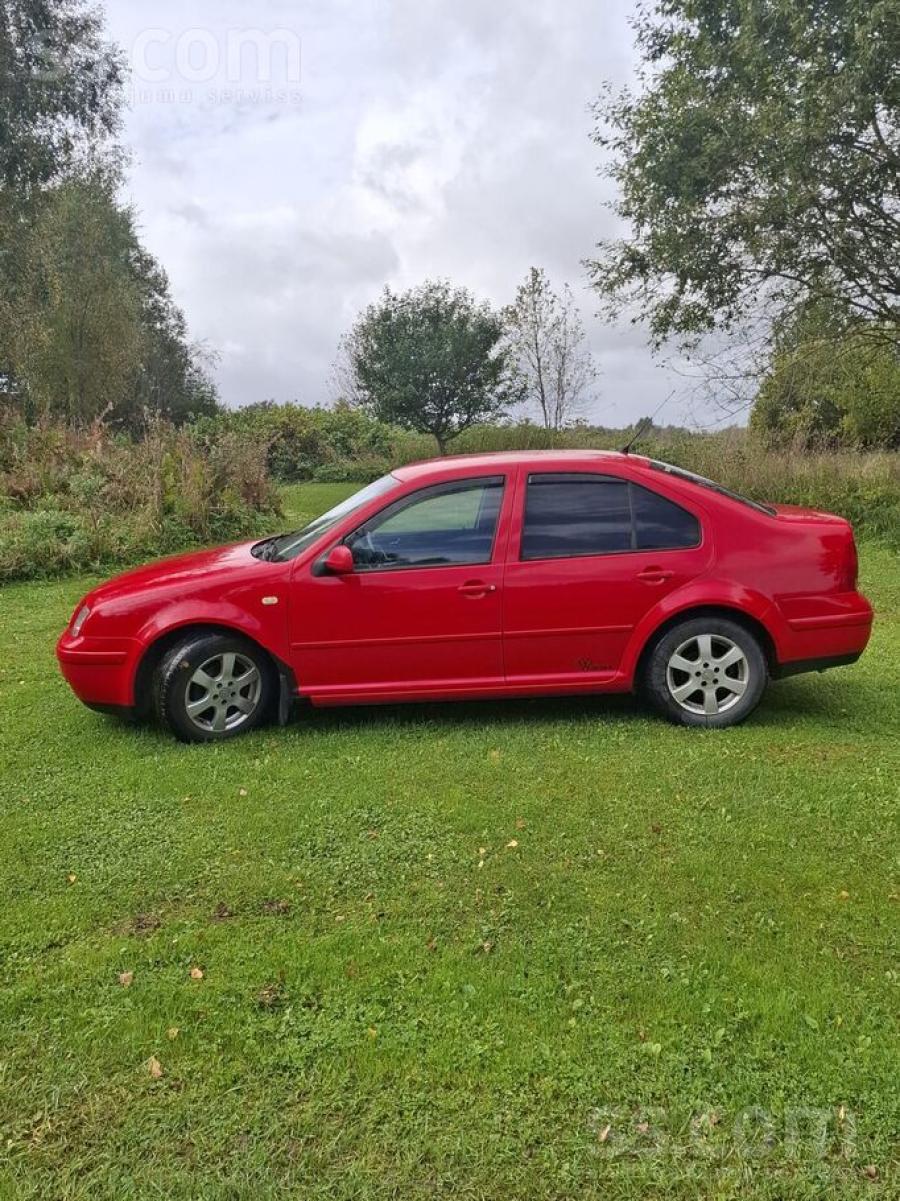 Sarkans Volkswagen Bora 1998 Valmiera, ar dzinēja tilpumu 1.60 L un nobraukumu 235 tūkst. km par 1300 €, foto 8 vietnē AUTOMOTO.COM.LV
