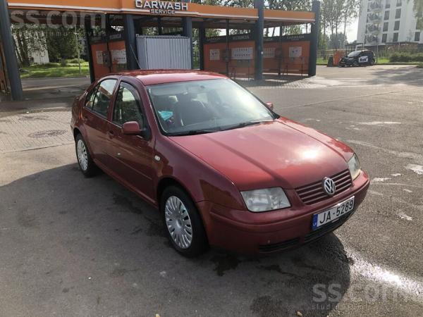 Sarkans Volkswagen Bora 2000 Rīga, ar dzinēja tilpumu 1.90 L un nobraukumu 340 tūkst. km par 1000 €, foto 3 vietnē AUTOMOTO.COM.LV