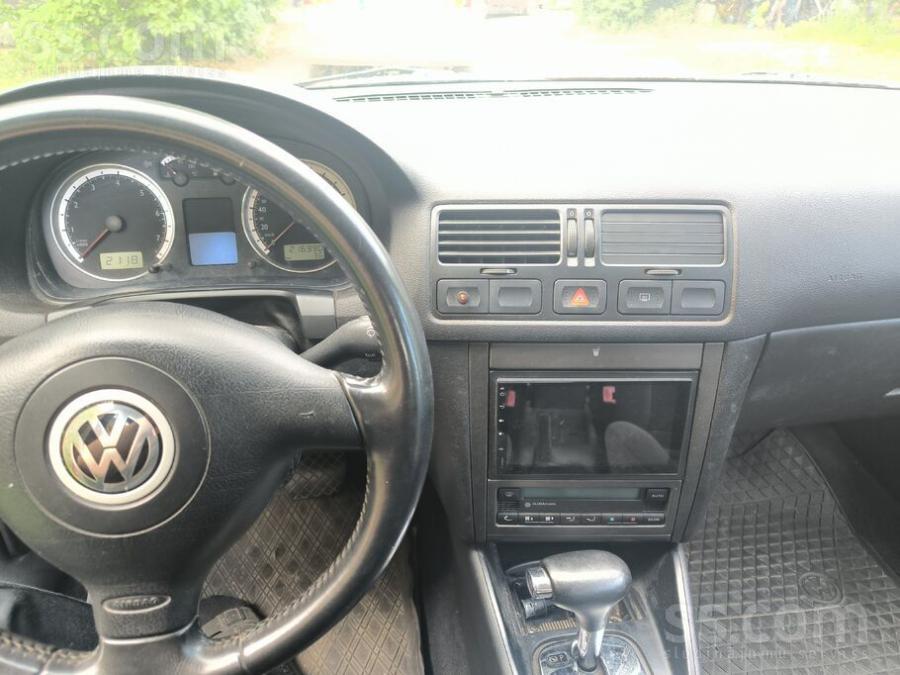 Sarkans Volkswagen Bora 2002 Rīga, ar dzinēja tilpumu 1.60 L un nobraukumu 217 tūkst. km par 630 €, foto 7 vietnē AUTOMOTO.COM.LV
