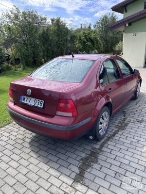 Volkswagen Bora 1998 in Vilnius, with an engine capacity of 1.60 L and mileage of 163 thousand km for 750 €, photo 4 on AUTOMOTO.COM.LV