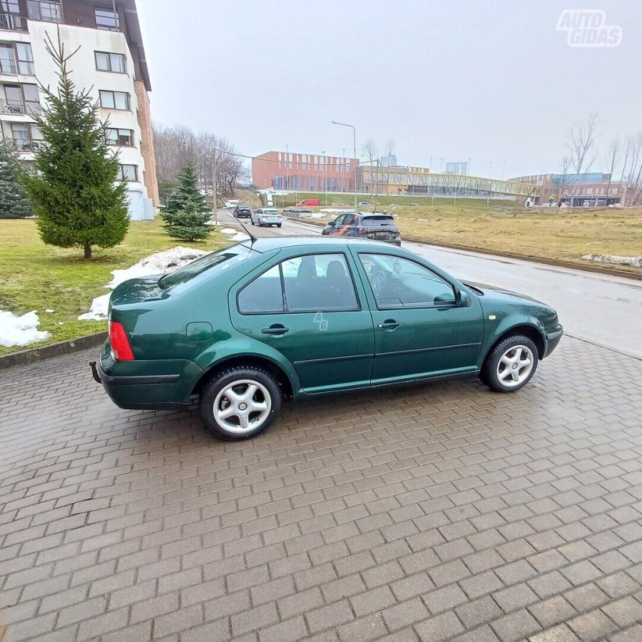 Volkswagen Bora 1999 Klaipėda, ar dzinēja tilpumu 2.00 L un nobraukumu 250 tūkst. km par 750 €, foto 4 vietnē AUTOMOTO.COM.LV