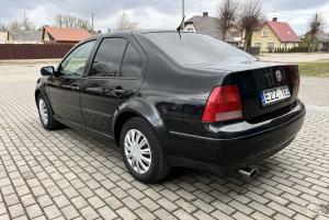 Volkswagen Bora 1999 Šauļi, ar dzinēja tilpumu 1.60 L un nobraukumu 400 tūkst. km par 1200 €, foto 9 vietnē AUTOMOTO.COM.LV