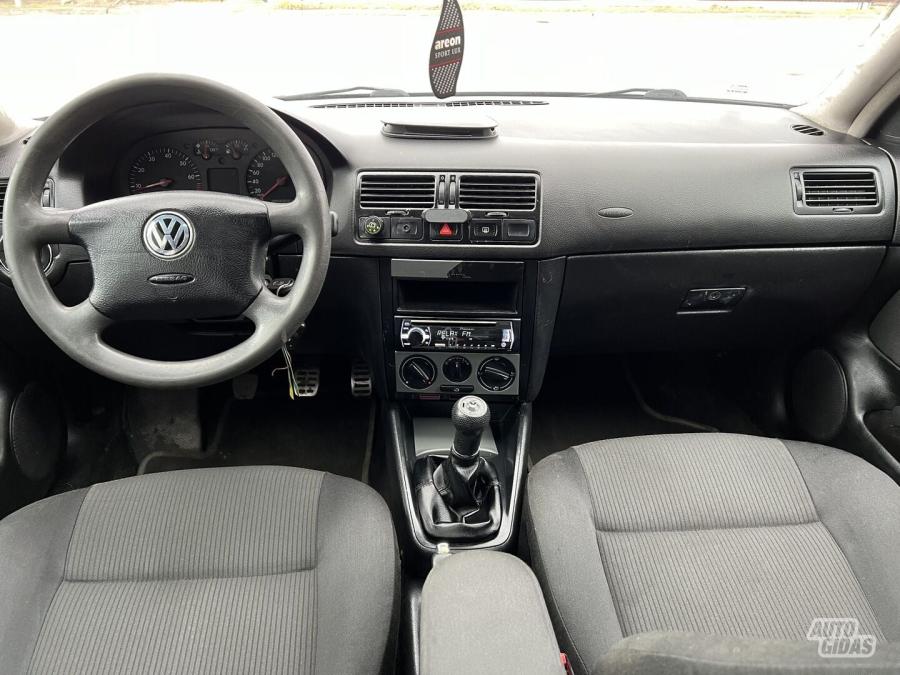 Volkswagen Bora 1999 Šauļi, ar dzinēja tilpumu 1.60 L un nobraukumu 400 tūkst. km par 1200 €, foto 13 vietnē AUTOMOTO.COM.LV
