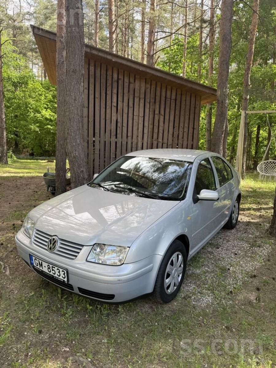 Volkswagen Bora 1999 Daugavpils, ar dzinēja tilpumu 1.60 L un nobraukumu 132 tūkst. km par 1600 €, foto 1 vietnē AUTOMOTO.COM.LV