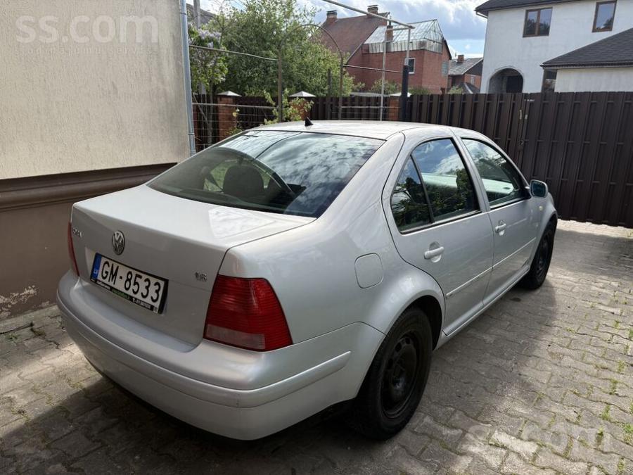 Volkswagen Bora 1999 Daugavpils, ar dzinēja tilpumu 1.60 L un nobraukumu 132 tūkst. km par 1600 €, foto 4 vietnē AUTOMOTO.COM.LV