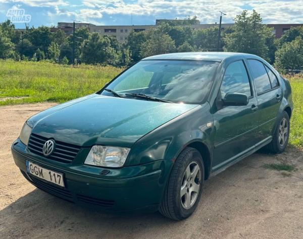Volkswagen Bora 1999 Viļņa, ar dzinēja tilpumu 1.90 L un nobraukumu 300 tūkst. km par 650 €, foto 1 vietnē AUTOMOTO.COM.LV