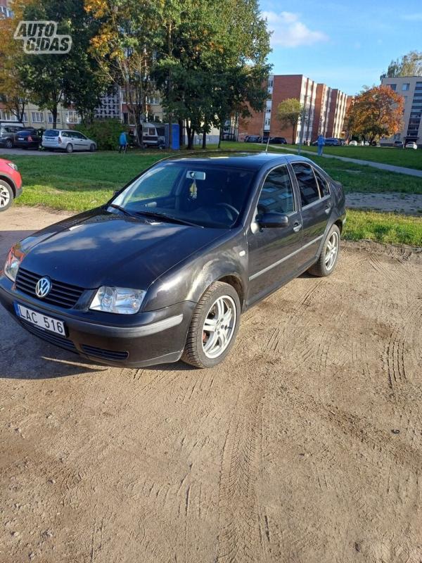 Фольксваген Бора 1999 в Алитус на AUTOMOTO.COM.LV Фольксваген Бора 1999 в Алитус, объемом двигателя 1.90 л и пробегом 320 тыс. км за 700 €, фото 1 на AUTOMOTO.COM.LV