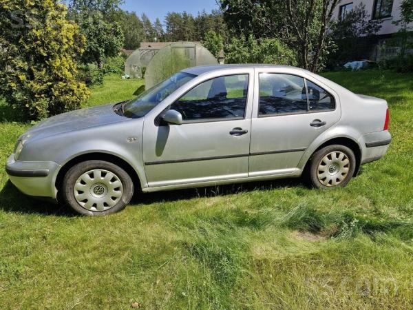 Volkswagen Bora 2000 in Daugavpils, with an engine capacity of 1.60 L and mileage of 296 thousand km for 750 €, photo 2 on AUTOMOTO.COM.LV