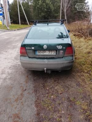 Volkswagen Bora 2000 in Kaunas, with an engine capacity of 1.60 L and mileage of 331 thousand km for 249 €, photo 4 on AUTOMOTO.COM.LV