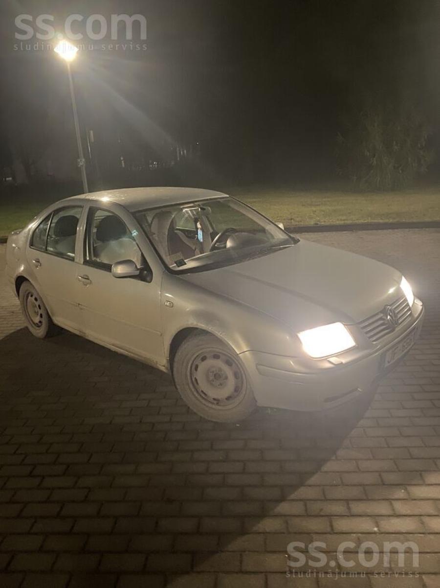 Volkswagen Bora 2000 Madona, ar dzinēja tilpumu 1.60 L un nobraukumu 0 tūkst. km par 950 €, foto 1 vietnē AUTOMOTO.COM.LV