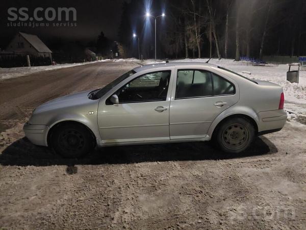 Volkswagen Bora 2000 Rīga, ar dzinēja tilpumu 1.60 L un nobraukumu 320 tūkst. km par 650 €, foto 2 vietnē AUTOMOTO.COM.LV