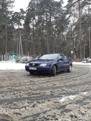 Volkswagen Bora 2000 Kauņa, ar dzinēja tilpumu 1.90 L un nobraukumu 288 tūkst. km par 990 €, foto 3 vietnē AUTOMOTO.COM.LV