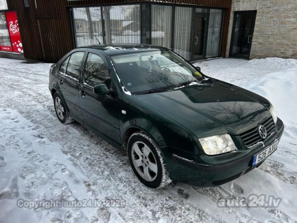 Volkswagen Bora 2001 in Rapla, with an engine capacity of 1.60 L and mileage of 215 thousand km for 1100 €, photo 2 on AUTOMOTO.COM.LV