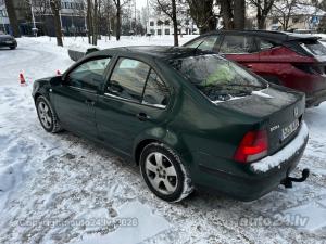Volkswagen Bora 2001 in Rapla, with an engine capacity of 1.60 L and mileage of 215 thousand km for 1100 €, photo 3 on AUTOMOTO.COM.LV