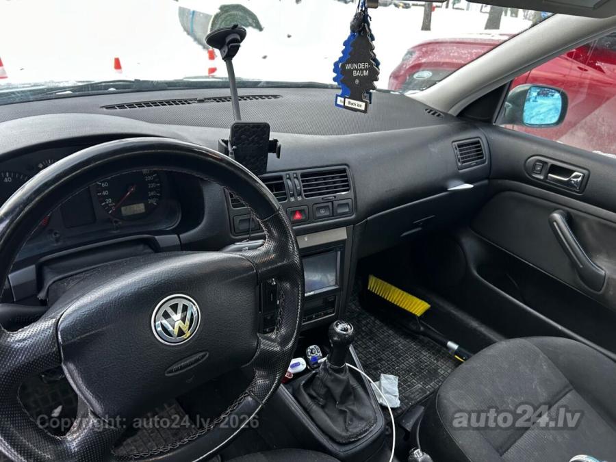 Volkswagen Bora 2001 in Rapla, with an engine capacity of 1.60 L and mileage of 215 thousand km for 1100 €, photo 6 on AUTOMOTO.COM.LV