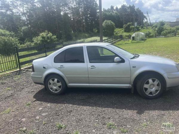 Volkswagen Bora 2001 in Salcininkai, with an engine capacity of 1.90 L and mileage of 320 thousand km for 550 €, photo 4 on AUTOMOTO.COM.LV