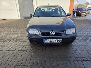 Volkswagen Bora 2001 in Silute, with an engine capacity of 1.90 L and mileage of 300 thousand km for 1050 €, photo 4 on AUTOMOTO.COM.LV