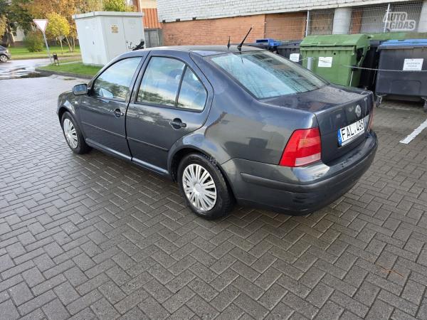 Volkswagen Bora 2001 in Silute on AUTOMOTO.COM.LV Volkswagen Bora 2001 in Silute, with an engine capacity of 1.90 L and mileage of 300 thousand km for 1050 €, photo 9 on AUTOMOTO.COM.LV