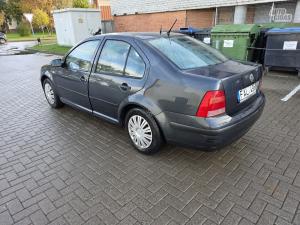 Volkswagen Bora 2001 in Silute, with an engine capacity of 1.90 L and mileage of 300 thousand km for 1050 €, photo 9 on AUTOMOTO.COM.LV