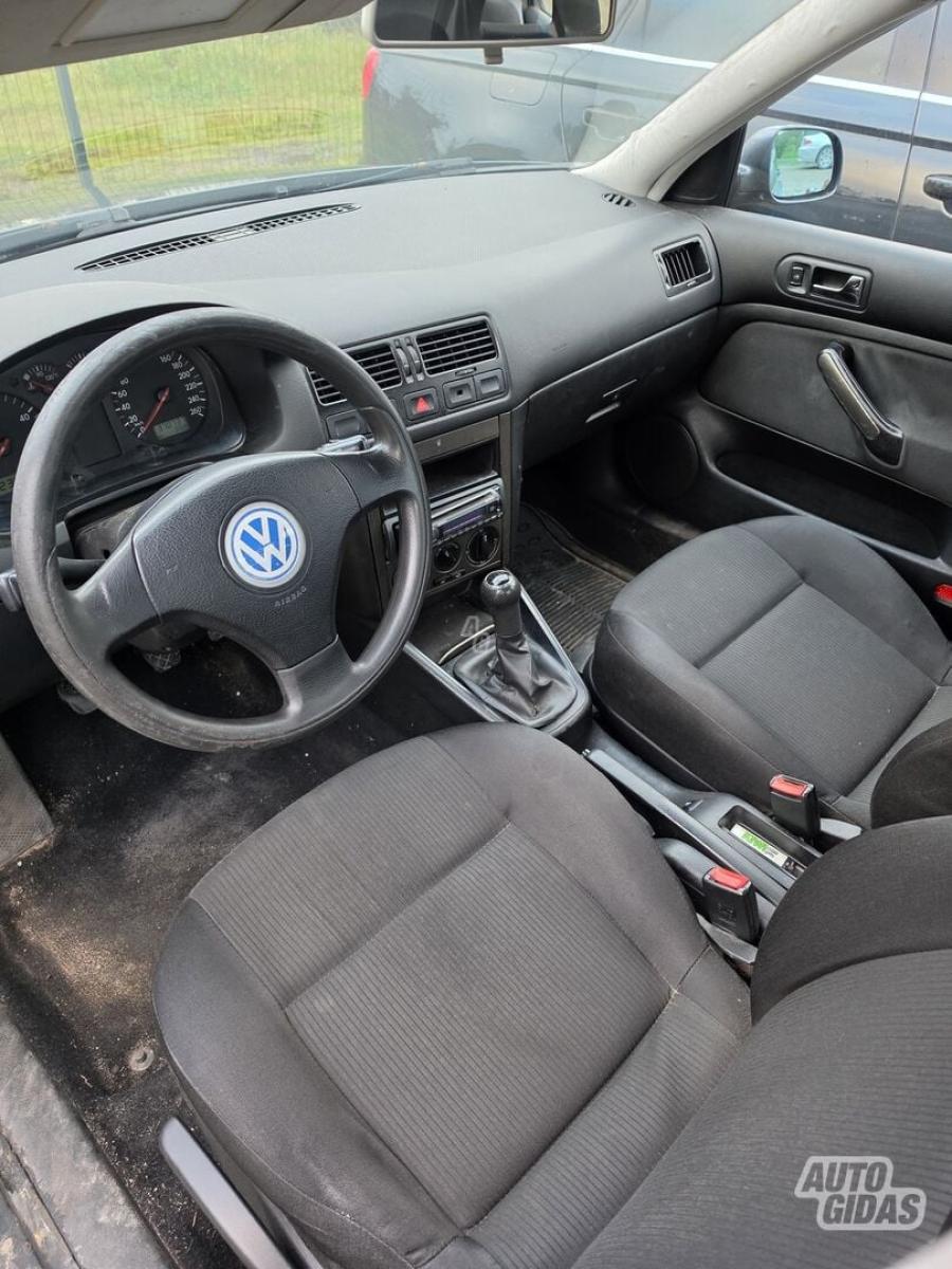 Volkswagen Bora 2001 in Silute, with an engine capacity of 1.90 L and mileage of 300 thousand km for 1050 €, photo 10 on AUTOMOTO.COM.LV