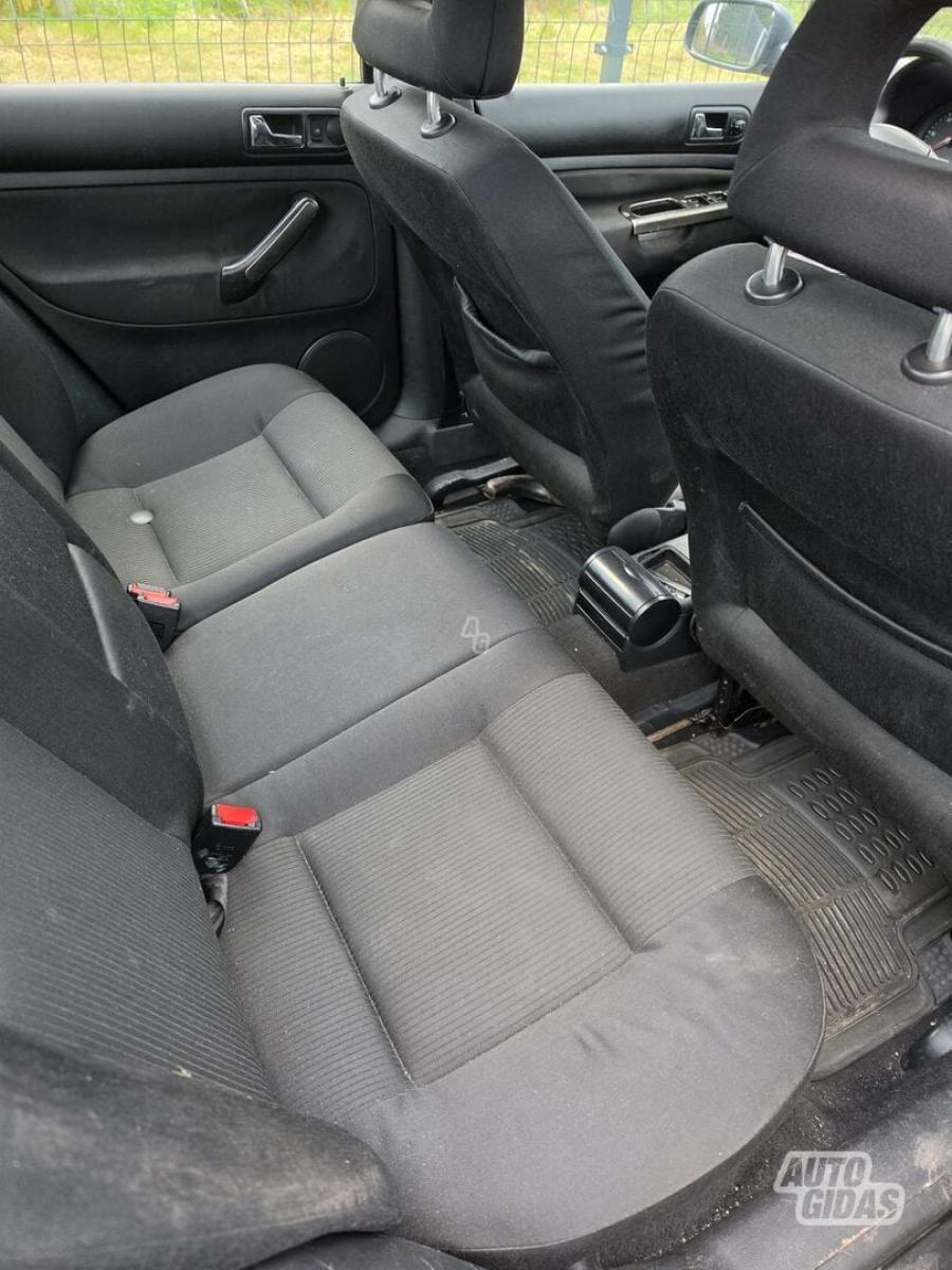 Volkswagen Bora 2001 in Silute, with an engine capacity of 1.90 L and mileage of 300 thousand km for 1050 €, photo 12 on AUTOMOTO.COM.LV